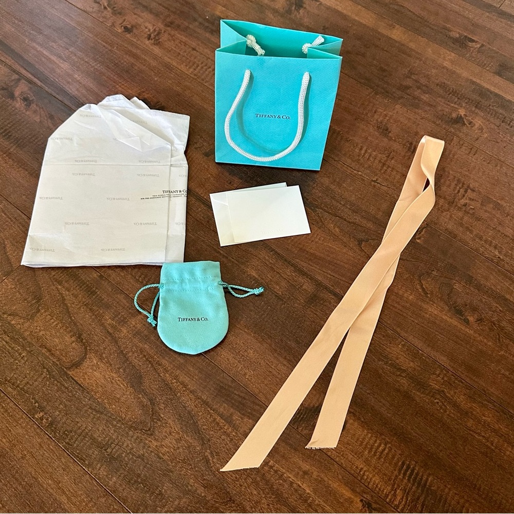 Tiffany & Co. Tiffany Blue Bundle - Gem